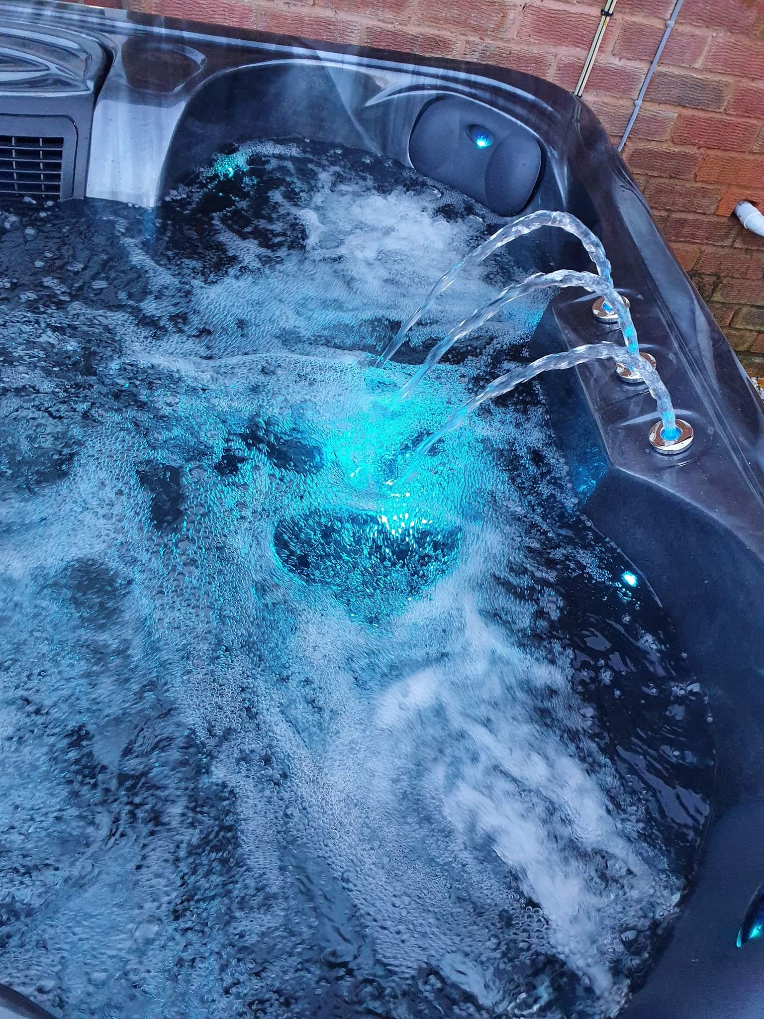 The Typhoon Pro (Black) Hot Tub - BlueFish Hot Tubs