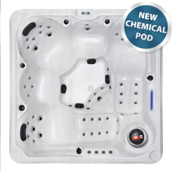The Candy Bay IV Hot Tub Hot Tub - BlueFish Hot Tubs