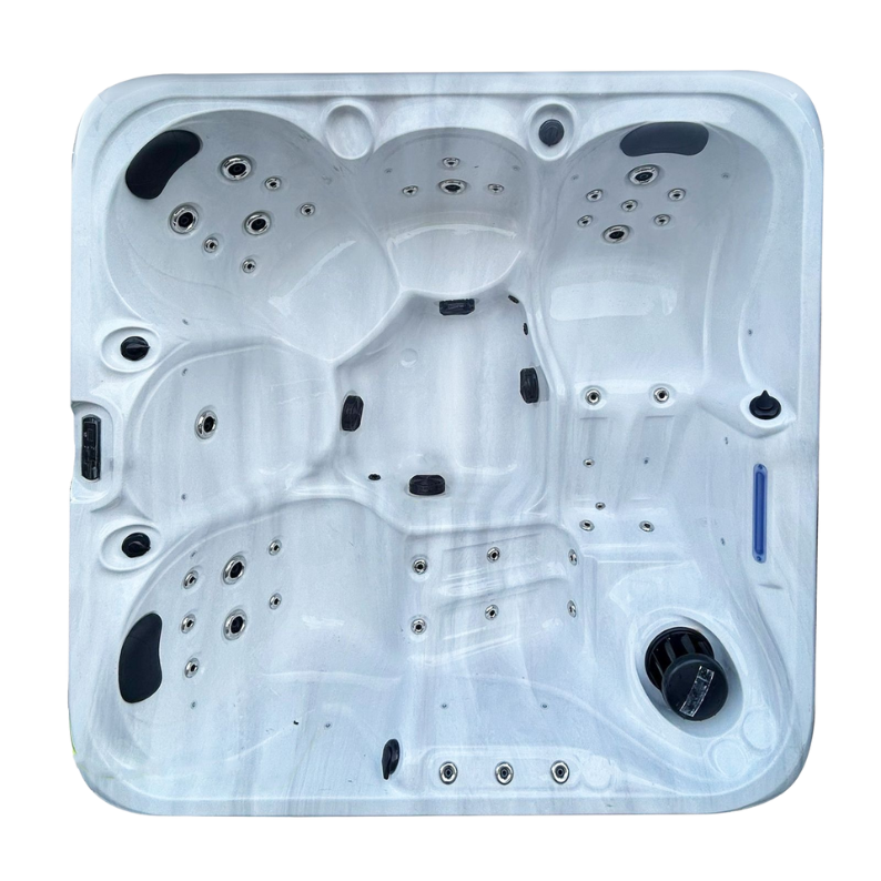 The Beach Bay 2 Hot Tub - BlueFish Hot Tubs