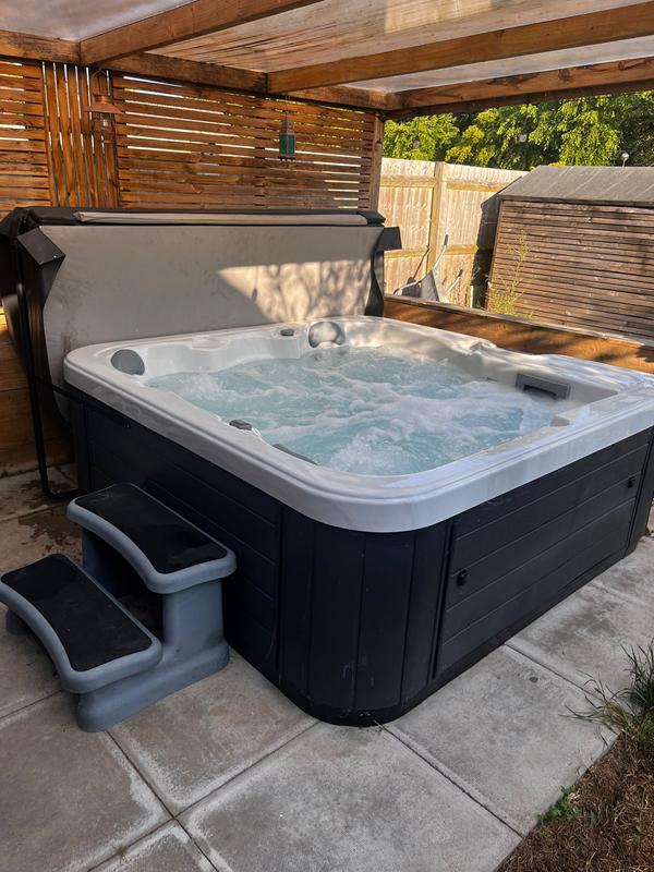 The Glow Spas Island Sun Hot Tub - BlueFish Hot Tubs